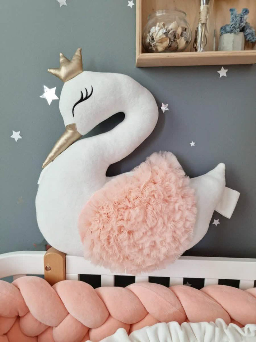 Princess Pillow swan Light blush, side crib pillow