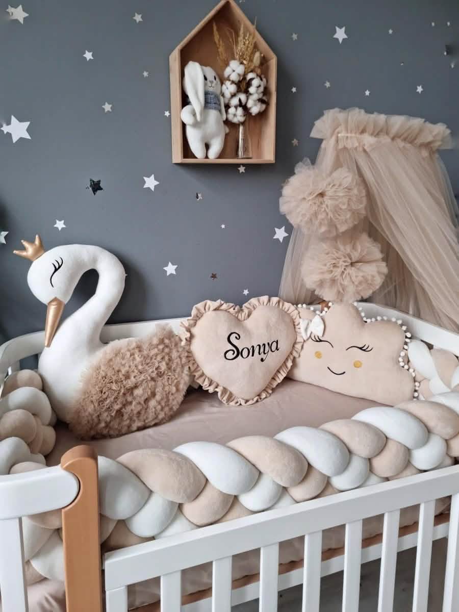Personalized cot bumper set beige – KariStudio