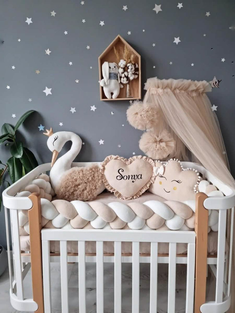 Personalized cot bumper set beige – KariStudio